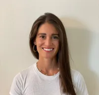 Stephanie Escobar - AIS